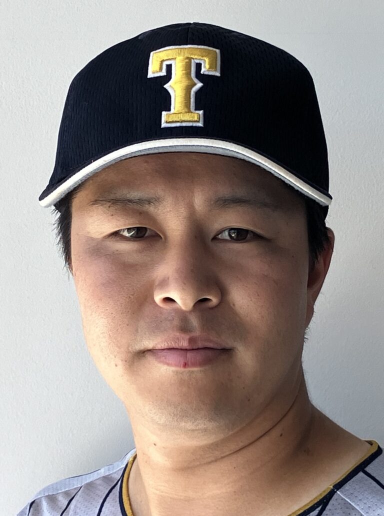 スタッフ・選手 | タンガロイ野球部